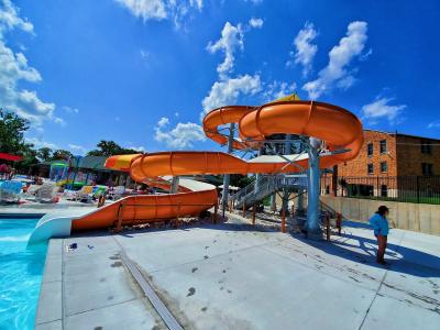 China Outdoor Playground Swimming Pool Equipment Fiberglass Spiral Slide for sale