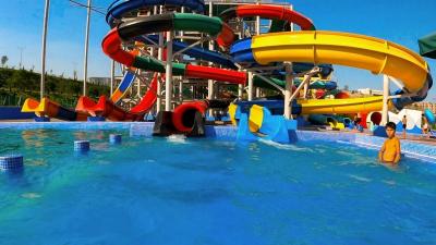 China Swimming Pool Equipment Small Spiral Slide For Commercial Outdoor Playground for sale