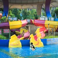 China Fiberglass Water Slide with 12 Years Usage Period 1 Year Guarantee and 3D Rendering Design for Swimming Pools and Aqua Parks for sale