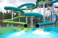 China Customized Dimensions Fiberglass Water Park Slide with 12 Years Usage Period and 1 Year Guarantee for sale