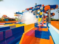 China Custom Design Fiberglass Water Park Slide with Galvanized Steel Support for Adult Capacity and 12 Months Warranty for sale