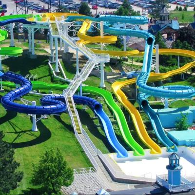 China Customized Size 6-8mm Thickness Fiberglass Water Park Slide with Over 10 Years Service Life for sale