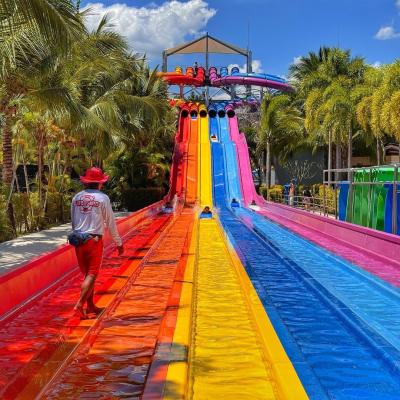 China Commercial Water Park Slide with 6-10mm Thickness Fiberglass for 5-10 Passengers and 100-500kg Capacity for sale