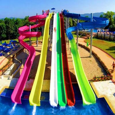 China Durable 6-8mm Thickness Fiberglass Water Park Slide with Over 10 Years Service Life and Customized Size for sale