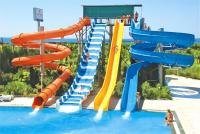China Durable 6-8mm Thickness Fiberglass Water Park Slide with Over 10 Years Service Life and Customized Size for sale