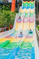 China High-Speed Racing Rainbow Fiberglass Slide for Commercial Water Parks with 30-60 Days Delivery for sale