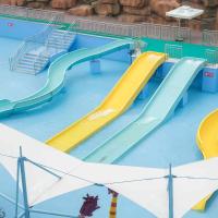 China Commercial Fiberglass Water Slide Supplier For Resorts Amusement Parks Professional OEM Custom Design Service for sale