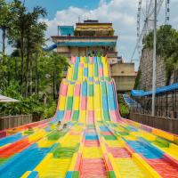China 4 Lane Racing Rainbow Slide Fiberglass Adult Customized Water Park Equipment for Commercial Amusement Parks Sale for sale