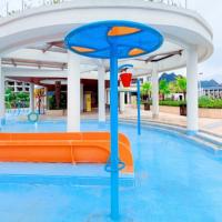 China Fiberglass Water Park Stainless Steel Rotating Water Play Equipment For Kids Water Park Splash Pad Resort for sale
