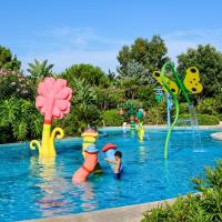 China Interactive Flower Apple House Rainbow Splash Pad Equipment For Children Pool Water Park With CE Certificate for sale