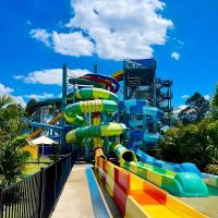China Professional Large Scale Fiberglass Water Park Slide Project For Commercial Resort And Hotel for sale