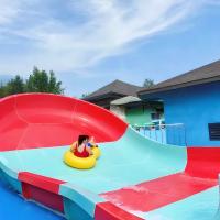 China 1.9m Height Mini Boomerang Slide Fiberglass Water Slide for Swim Pool Custom Design for sale