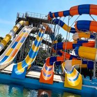 China Water Park For Swimming Pool Water Slide Use For Aqua Park Custom Design for sale