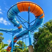 China Enclosed Spiral Water Slide Fiberglass Curved Flume Custom Color Ride For Commercial Adult Water Park Slide for sale