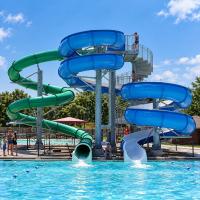 China Outdoor Spiral Fiberglass Pool Slides For Aqua Park Swimming Pool With ROHS for sale