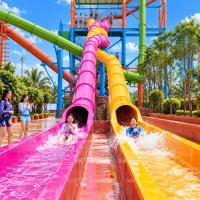 China Hot Sale Fiberglass Spiral Water Slide Fiberglass For Aquatic Park Adult Swimming Pool for sale