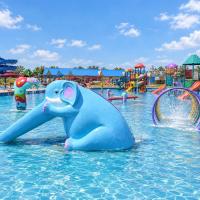 China Compact Fiberglass Dolphin Water Slide For Kids Pools With Bright Custom Colors for sale