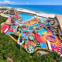 China 10000㎡ All Ages Aqua Park Water Park Equipment With Fiberglass Slides And Water Play Commercial for sale