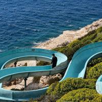 China Fiberglass Spiral Water Slide With Steel Supports Custom Design CE Certificate for sale