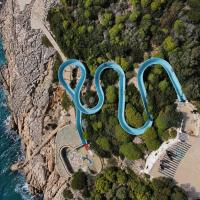 China Fiberglass Spiral Water Slide With Steel Supports Custom Design CE Certificate for sale