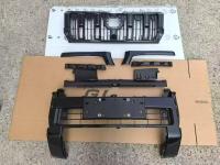 China Flagship Off-Road Performance Upgrade For 24-26 Prado LC250 New Condition ABS Plastic Modified Front Bumper with Grille for sale