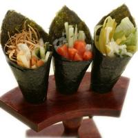 China Grade A Crispy Roasted Yaki Nori Seaweed 50 Sheets Hand Rolling for sale