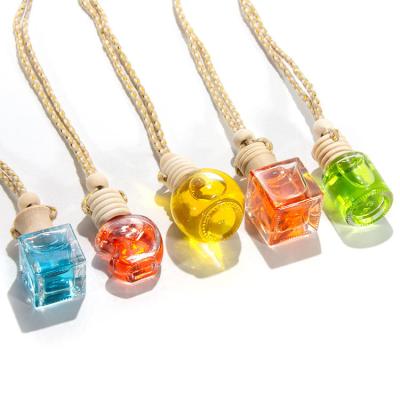 China Car Square Glass Diffuser Bottles Containers Custom Label for sale