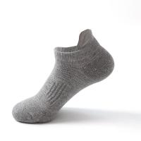 China Bulk Plain Coloured Socks Low Cut Thick Winter Sports Mens Athletic Running Socks for sale