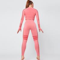 China Sustainable Lightweight Running Sportswear Tracksuit For Women for sale