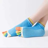 China Grip Five Toe Cotton Yoga Plain Coloured Socks Non Slip for sale