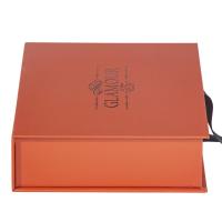 China 120gsm Rigid Gift Packaging Boxes CMYK Pantone With Ribbon Closure for sale