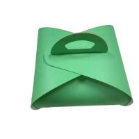 China Customized logo Foldable Cardboard Cake Packaging Box with Handle Cardboard Cake Box for sale