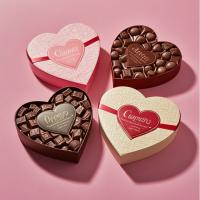 China Valentine's Day Wholesale Customized Logo Chocolate Truffle Paper Packaging Gift Box Chocolate Box with Ribbon for sale