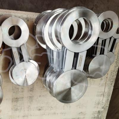 China Forged Carbon Steel Figure 8 Blind Flange ASTM A105 ASME B16.5  16