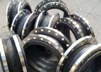 China EPDM Flexible Rubber Expansion Joint Flanged Connector DN32-700 1.0-2.5 Mpa for sale