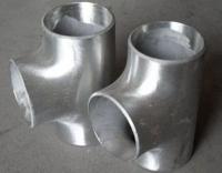 China Duplex Steel 2205 Stainless Pipe Tee ASME B16.9 DN10-DN600 Seamless Welded for sale