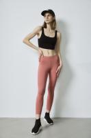 China Dusty Pink Yoga Wear  Sleeveless Yoga Cropped Tank Black Square Neck for sale