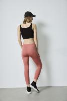 China Dusty Pink Yoga Wear  Sleeveless Yoga Cropped Tank Black Square Neck for sale