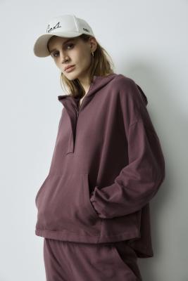 China Custom Burgundy  Sweatshirt Sportswear Oversized Half Zip Hoodie Outdoor Set for sale