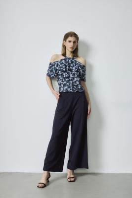China Printed Off Shoulder Neckline Top Customization Black Wide Leg Pant Set for sale