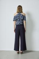 China Printed Off Shoulder Neckline Top Customization Black Wide Leg Pant Set for sale