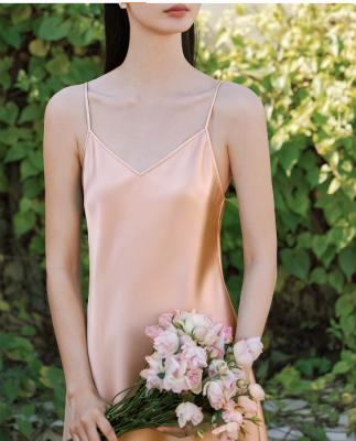 China 100% Mulberry Silk Nightdress with Adjustable Thin Straps and Breathable Moisture-Wicking Fabric for sale