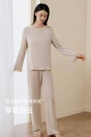 China Mulberry Silk Pajama Set for Women – Warm Relaxed-Fit Loungewear for sale