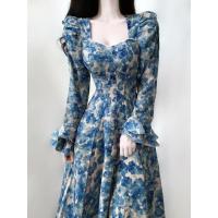 China Vintage Floral Wrap-Style Dress - Women's Square Neck Smocked Waist Midi Dress for sale