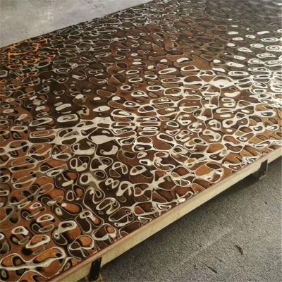 China Reflecting irregular wavy metallic panels hammered stainless steel sheet mirror finish for sale