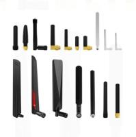 China Vertical Polarization 5dBi 700-2700MHz 4G LTE Antenna for Wireless Communication for sale