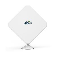 China Vertical 50 Ohm SMA Panel Antenna 600-2700MHz 35dBi Gain 1.5 VSWR Indoor Outdoor for sale