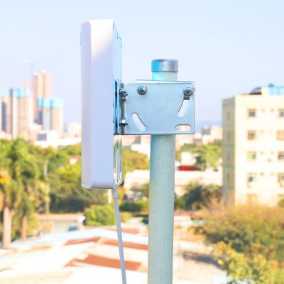 China Directional Mobile Phone Signal Booster Antenna 700-2700MHz 14dBi Gain 3G 4G LTE for sale