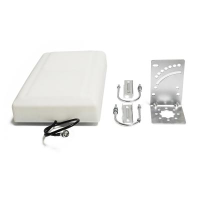 China Dual Band WiFi Sector Panel Antenna 16-18dBi 90 Degree N-Female Connector 2.4GHz 5GHz Outdoor for sale