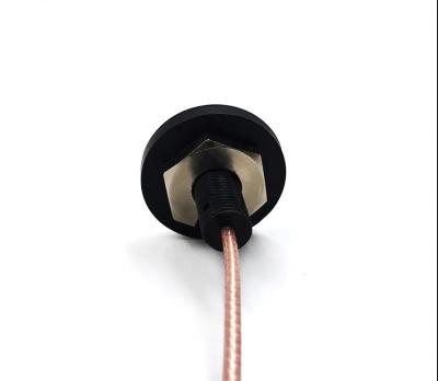 China 50 Ohm VSWR 1.5 1 Screw Mount GPS 4G LTE Outdoor Antenna 5dBi Gain SMA Male for sale
